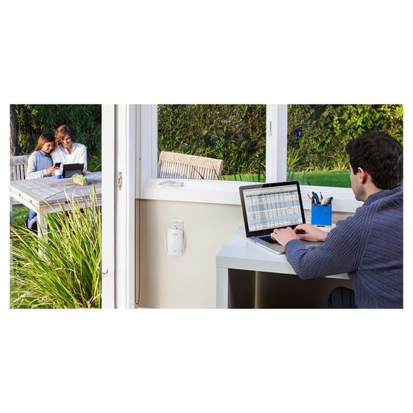 Buy Linksys RE6400 AC1200 Boost Ex WiFi Range Extender Online in UAE ...