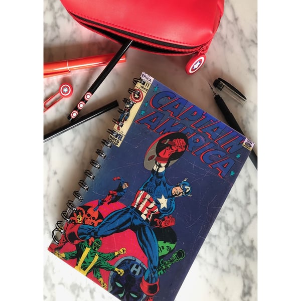 TYPO Marvel A5 Lenticular Notebook Lcn Mar Captain America – 142373-03 ...