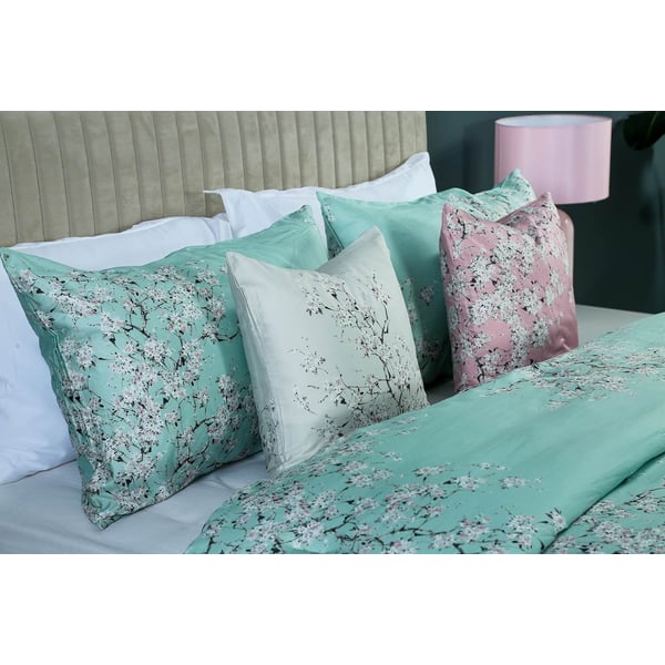 Buy Zuri 5pcs Comforter Set Cherry 260x260cm Online in UAE | Sharaf DG